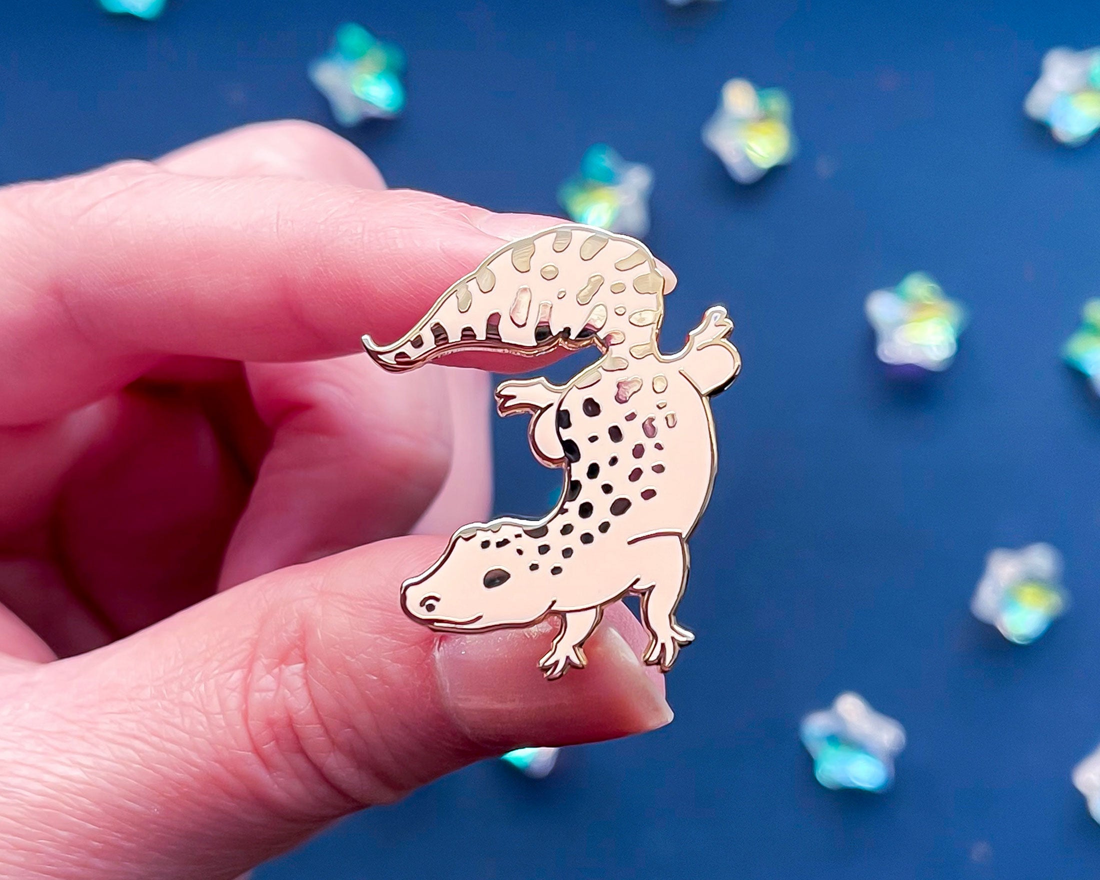 Chibi Leopard Gecko Enamel Pin – Alum and Ink